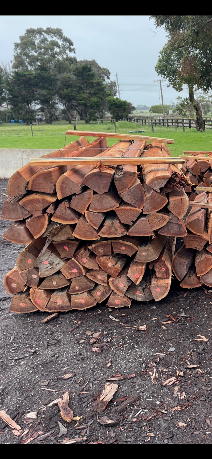 Firewood – Robs Redgum Firewood